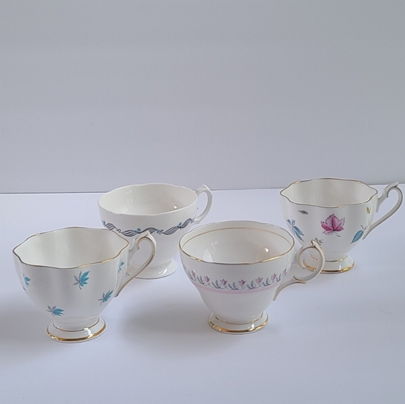 Dining | 4 Queen Anne Fine Bone China England Floral Teacups | Poshmark